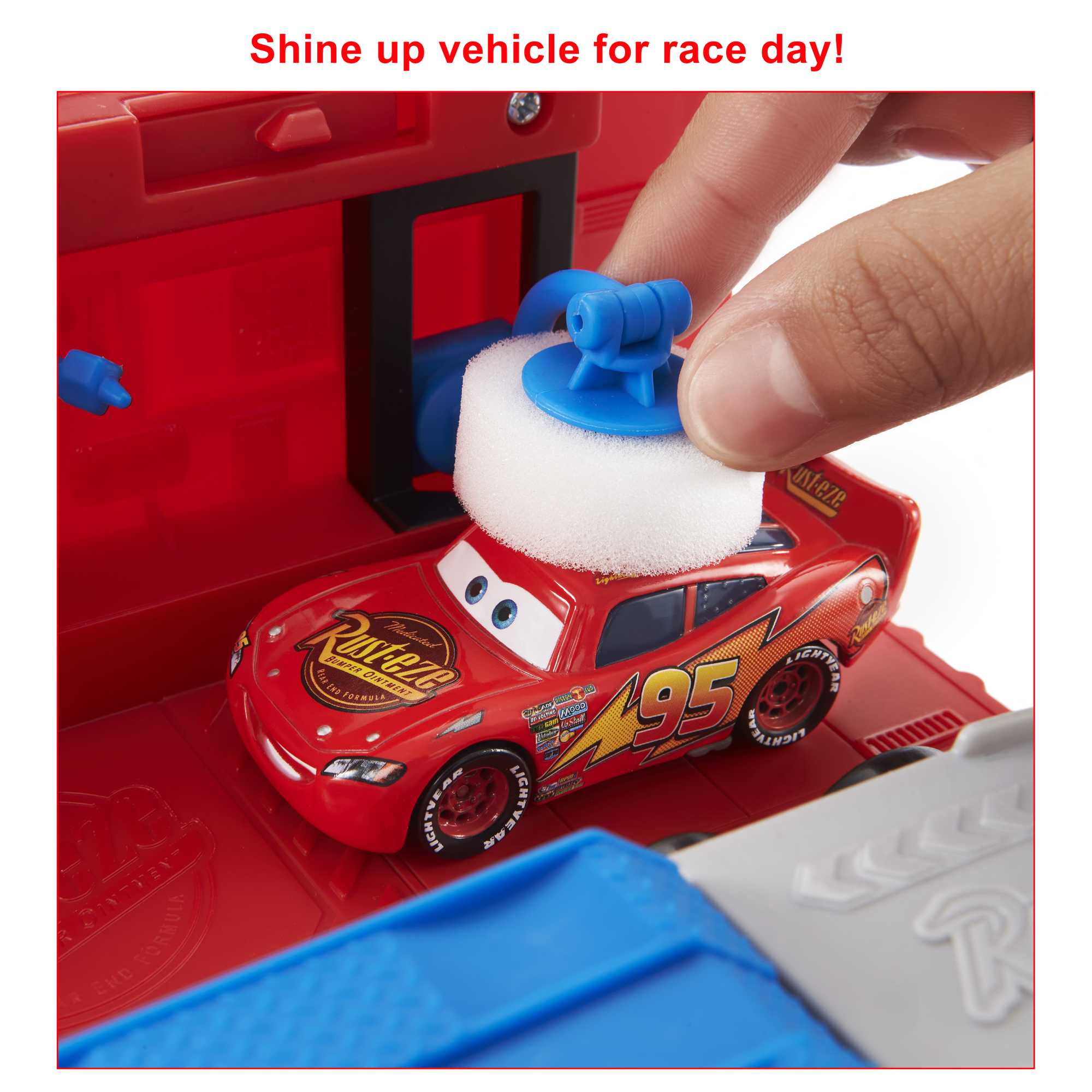 Disney Pixar Cars Transforming Mack Playset Mattel