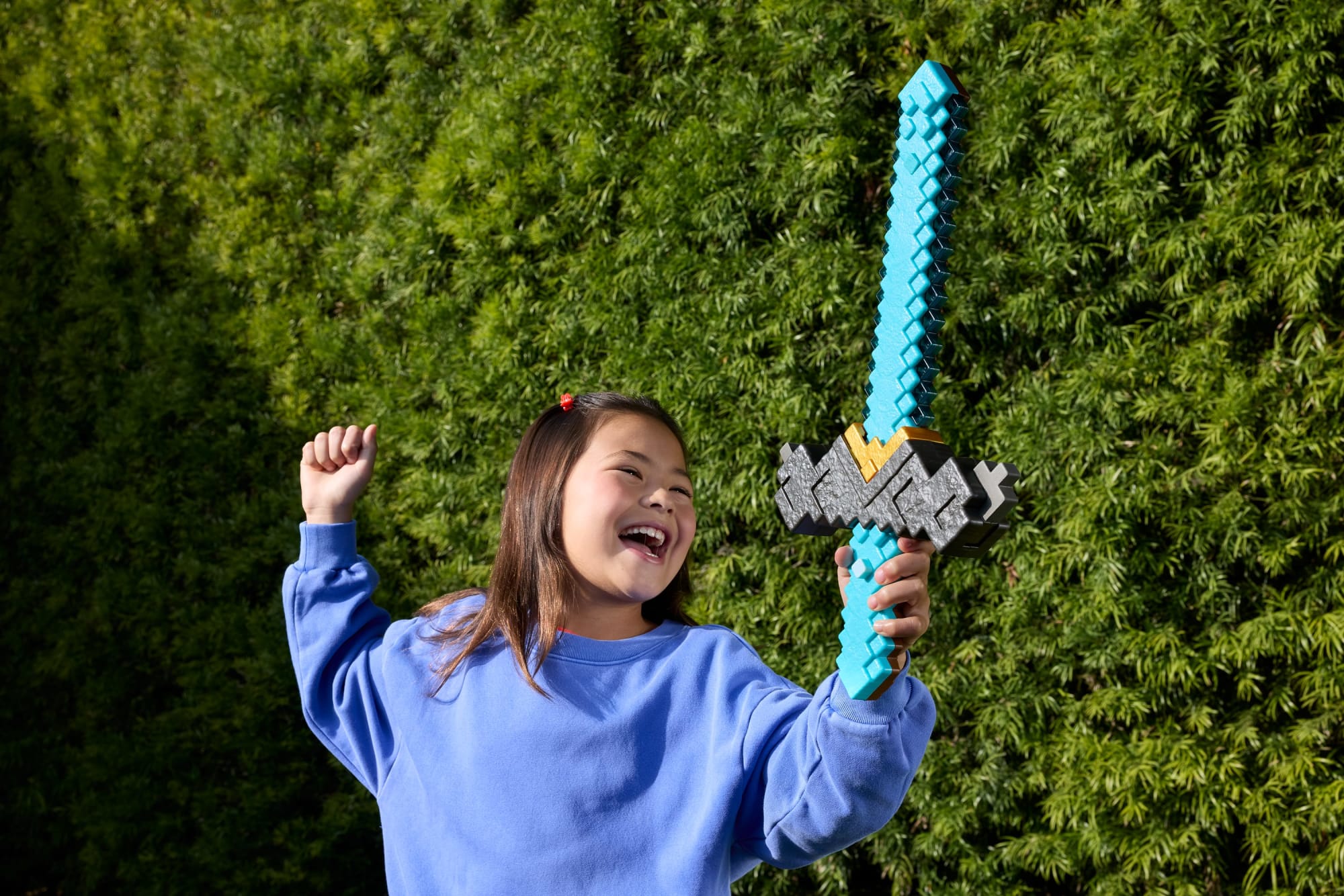 Minecraft Click and Switch Sword and Pickaxe Role-Play 2-in-1 Toy ...