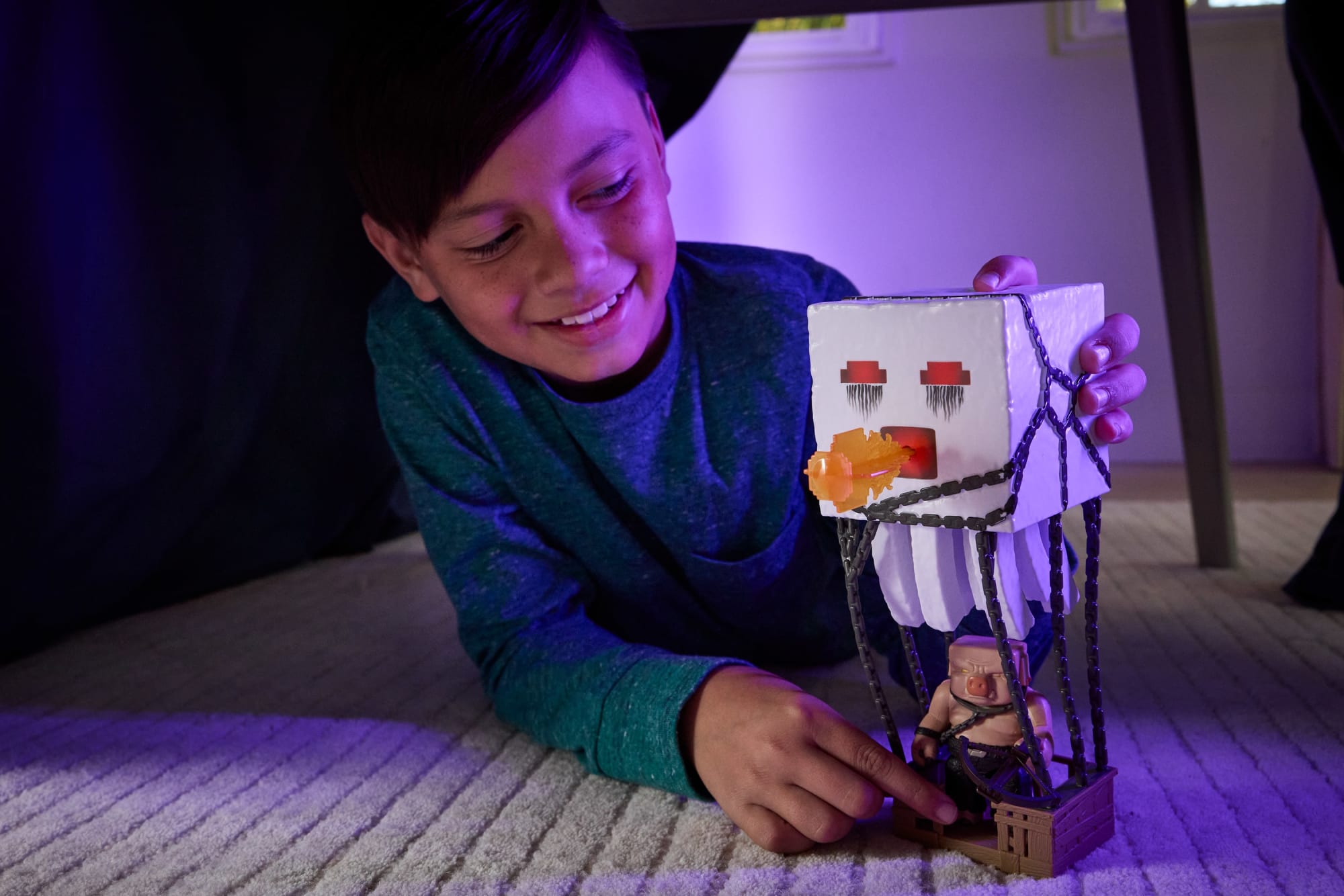 Minecraft Blast Attack Ghast Action Figure Set with Lights, Sounds ...