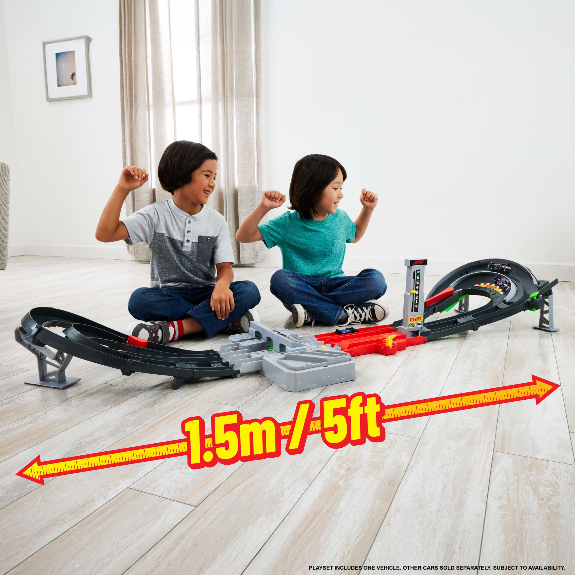 Hot Wheels Race Formula 1 Grand Prix Circuit Track Set | Mattel
