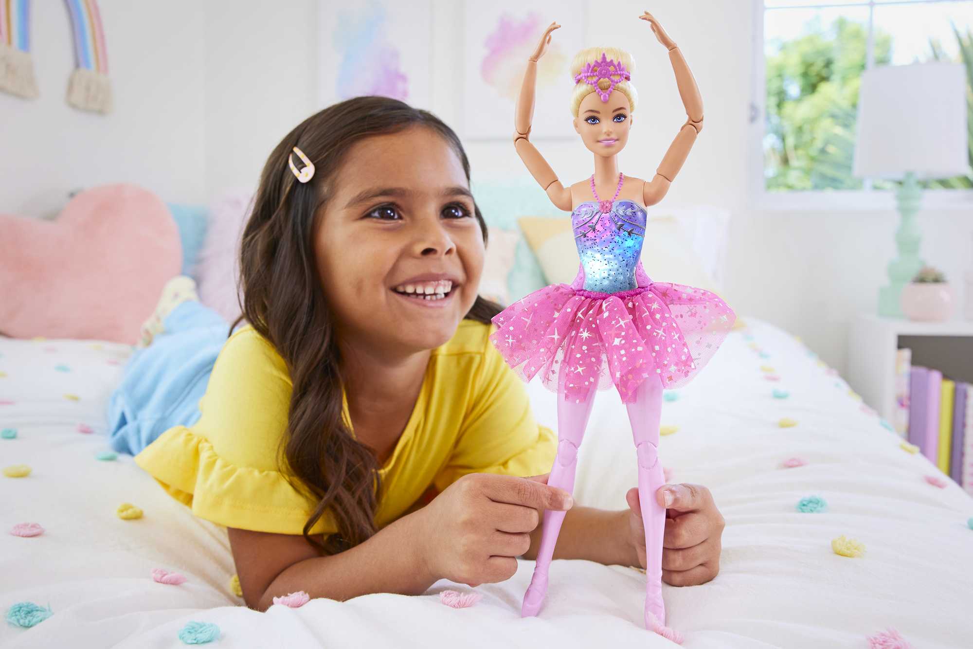 Barbie Dreamtopia Twinkle Lights Ballerina Doll, Blonde with Light-Up ...