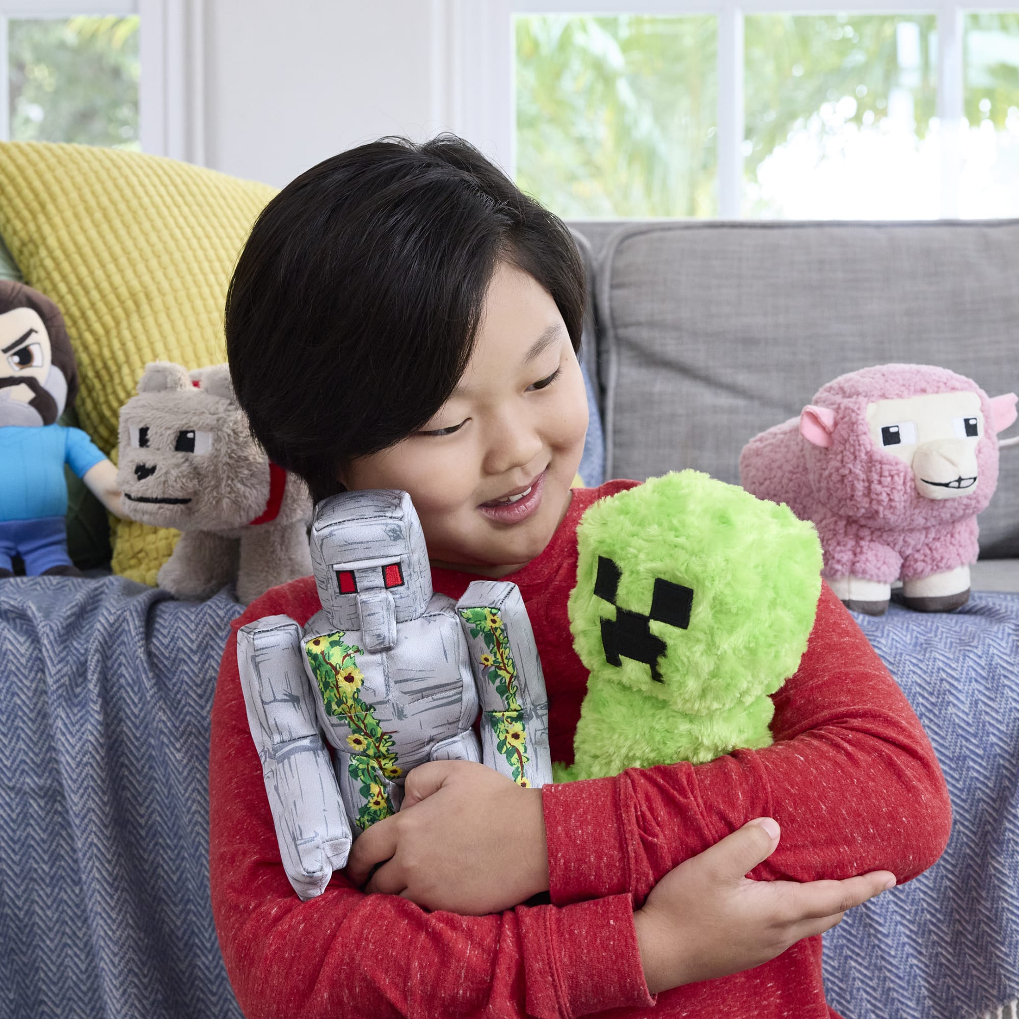 Minecraft Iron Golem Plush Toy, 8-inch Collectible Soft Doll | Mattel