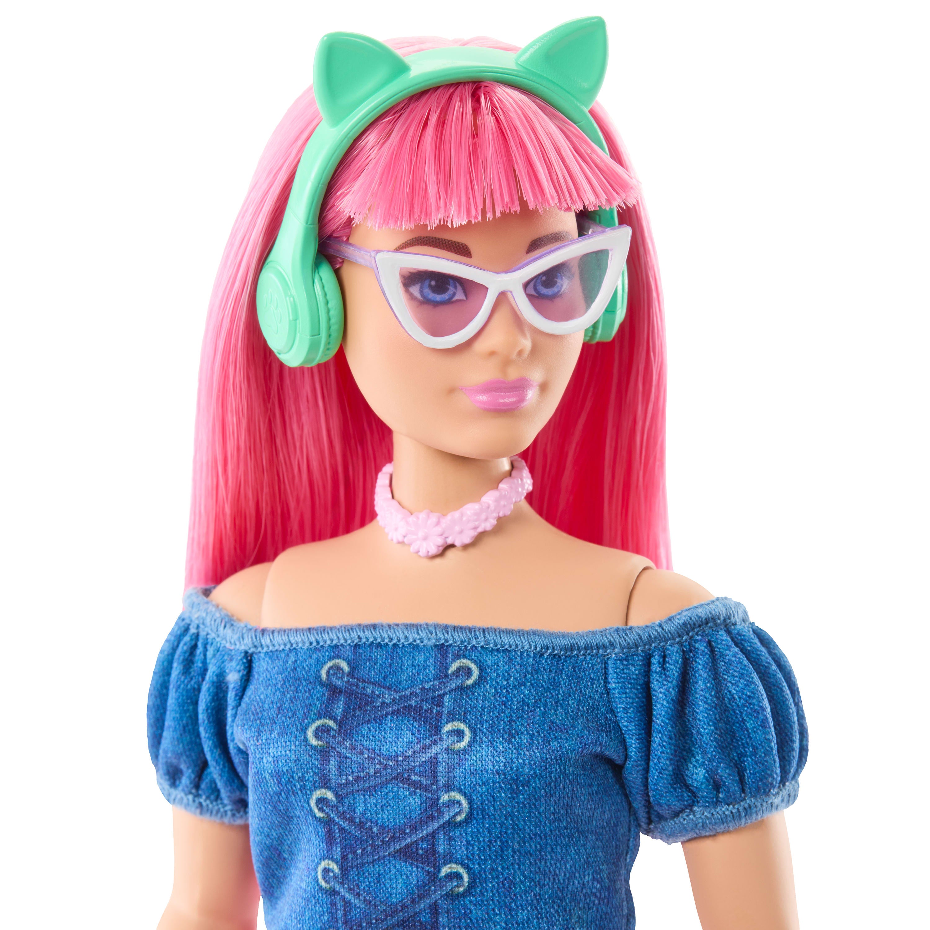 Barbie Mysteries Beach Detectives Doll and Accessories | Mattel