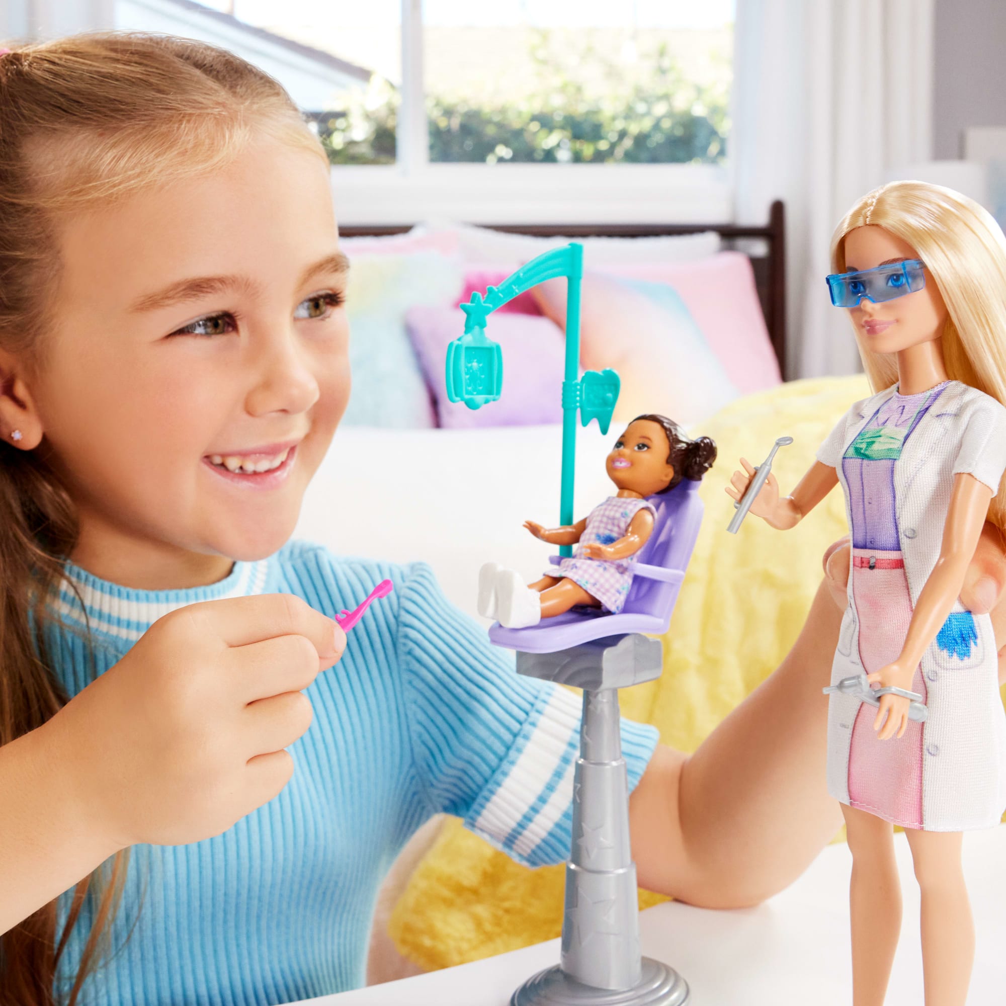 Barbie Dentist Doll | Mattel