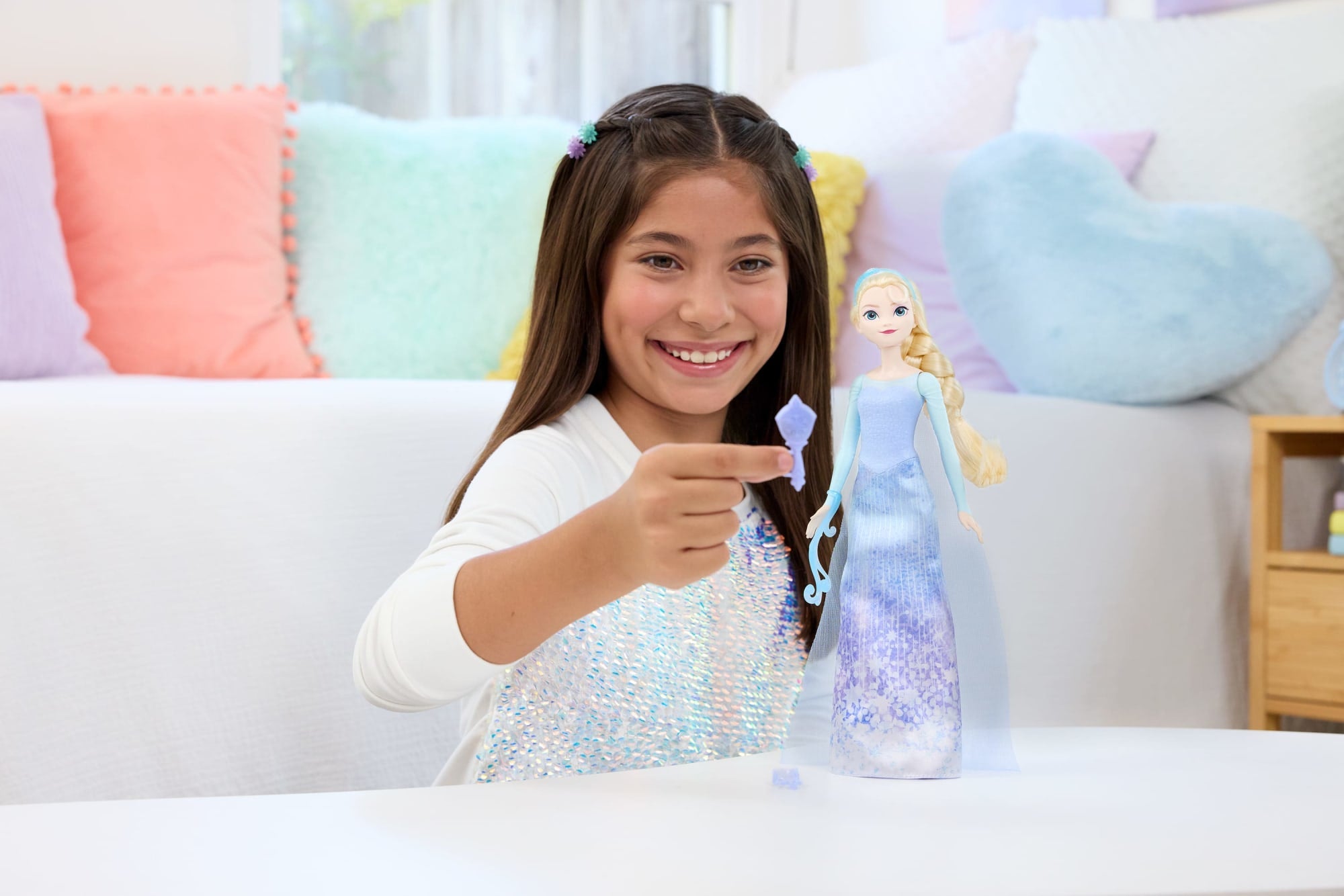 Disney Frozen SPIN & REVEAL Elsa | Mattel
