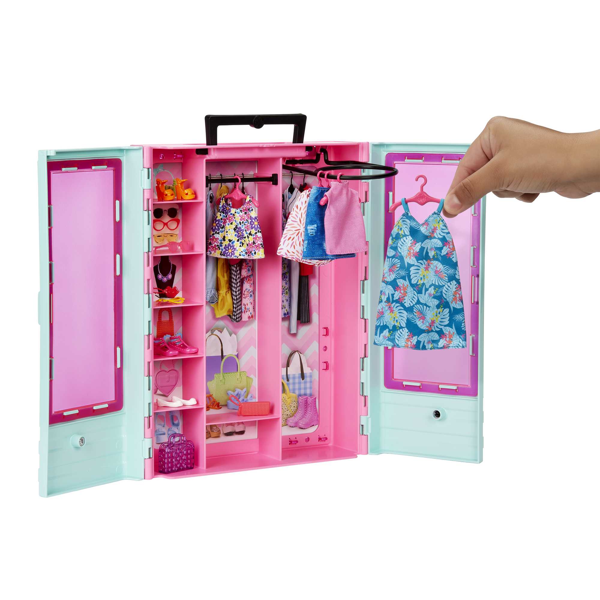 Barbie Coffret de jeu Armoire Mode, 3 tenues, accessoires, 3-8 ans | Mattel