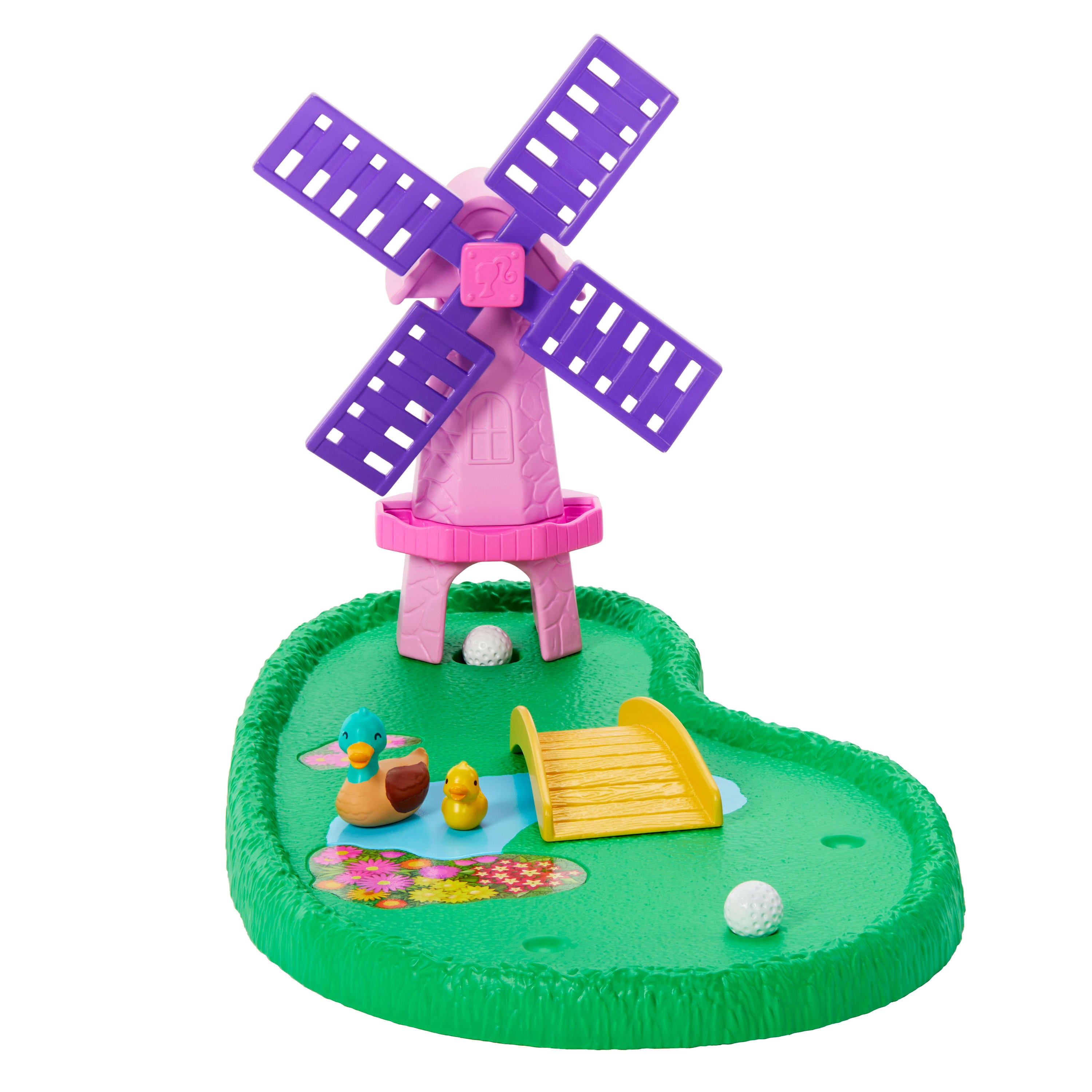 Barbie World Mini Golf Toy Playset with 22 Pieces Including Clubs ...